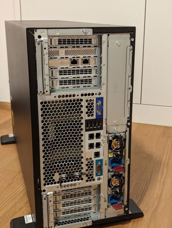 HP ProLiant ML350P G8 (160 GB RAM, 12 CORES) (Gebraucht) in ...