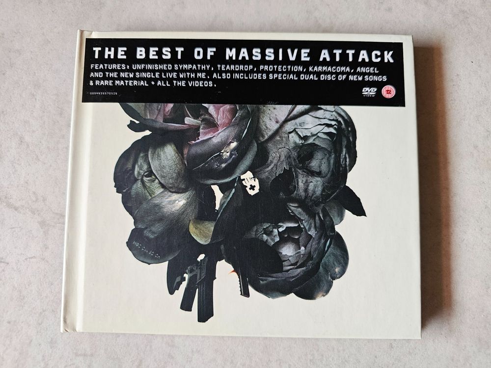 Massive Attacke - The Best Of Massive Attack / CD + DVD (Gebraucht) in ...