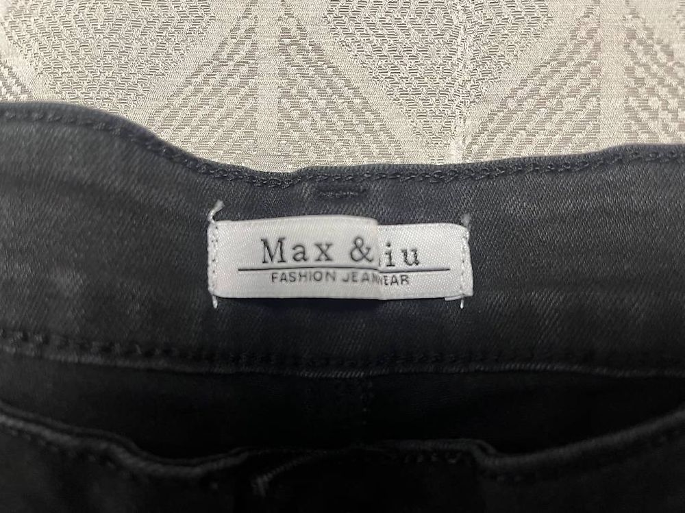 Short femme Max & Liu taille 42 (D'occasion) à St-Sulpice VD pour CHF ...