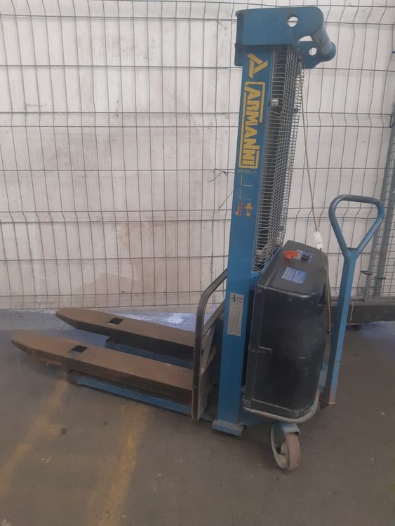 Elektrischer Hochhubwagen ; Hubstapler | Kaufen auf Ricardo