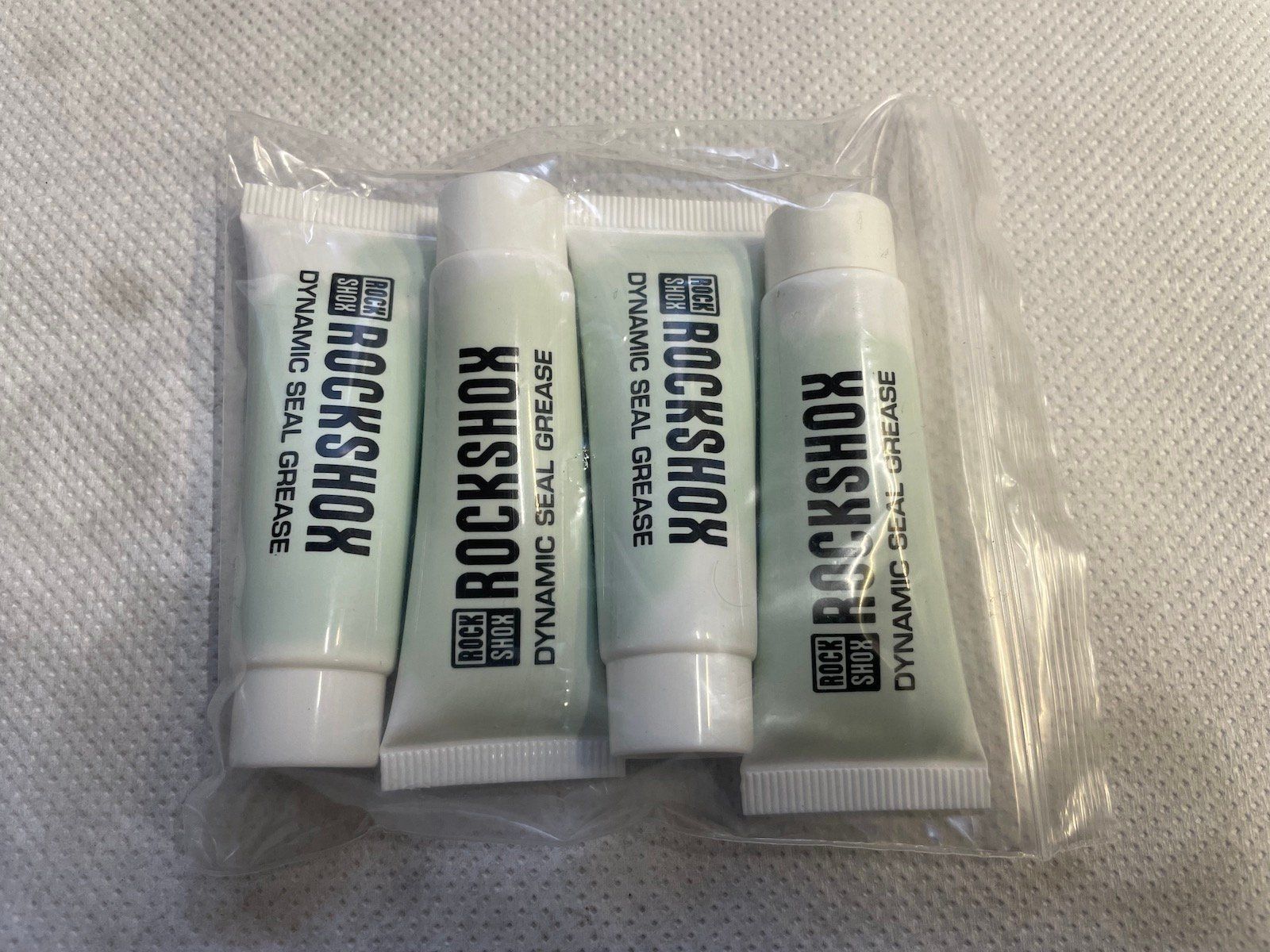 Rockshox Suspension Dynamic Seal Grease (Neu und originalverpackt) in ...