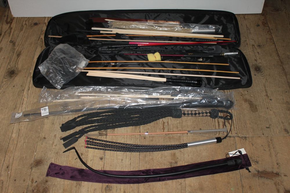 Peitschen und Gerten Sammlung in Nylon Futteral (Gebraucht) in Glarus ...
