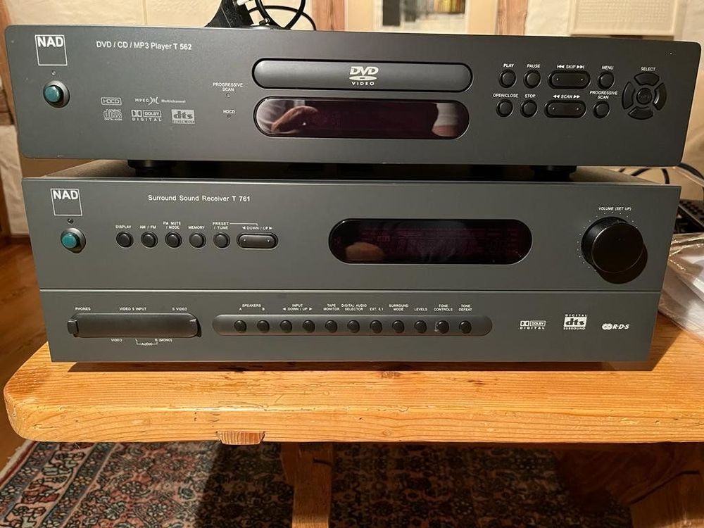 NAD Surround Receiver und NAD DVD/CD/MP3 Player (Gebraucht) in ...