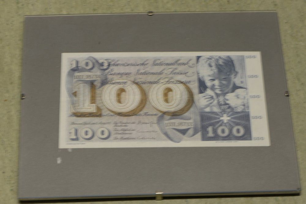 100Fr.-Note Schweiz mit Bilderrahmen1973 (Gebraucht) in Herisau für CHF ...