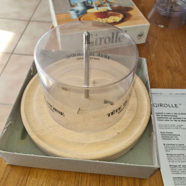 Original Girolle Käsehobel für Tête de Moine (Gebraucht) in ...