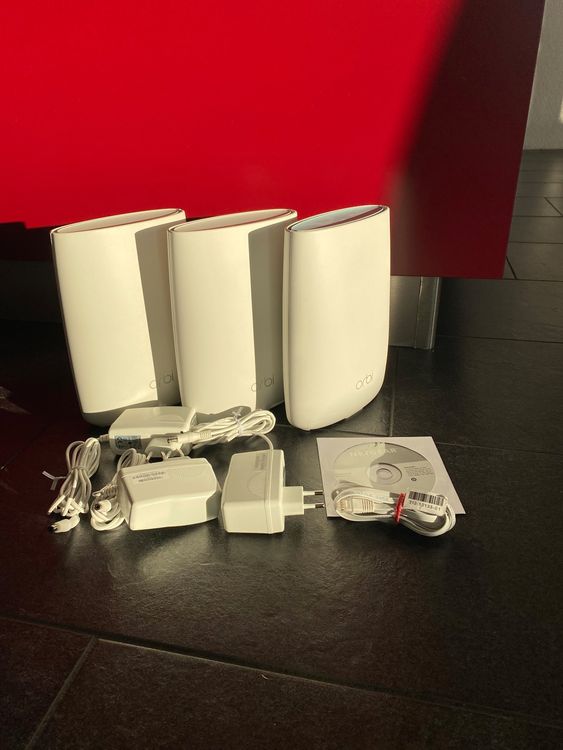 Netgear Orbi Wifi Mesh Router plus 2 Satelliten (Orbi RBK53) (Gebraucht ...