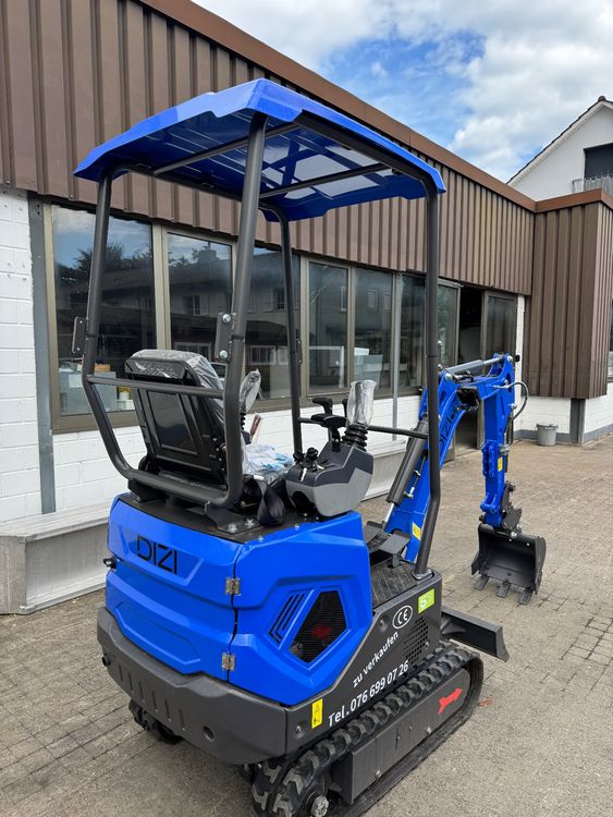 BAGGER 1.2T NEUF / AKTION SOLDE BIS 10 JULI 2026 (Neu und ...