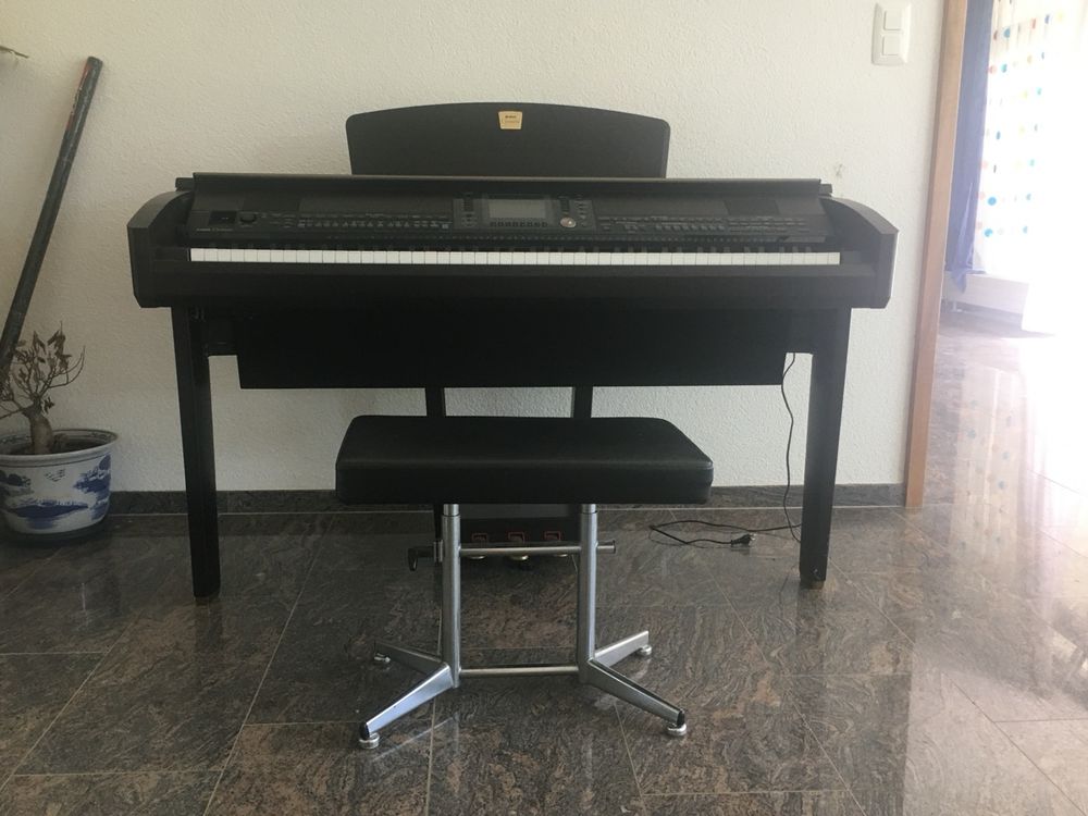 E-Piano Yamaha Clavinova CVP-405 (Gebraucht) in Winterthur für CHF 650 ...