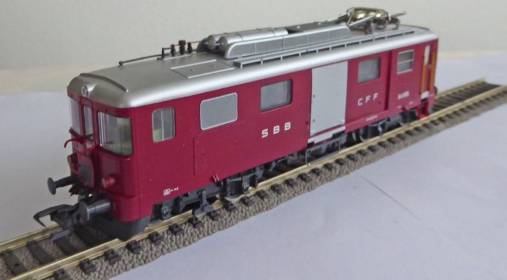 SBB Gepäcktriebwagen De 4/4 ROCO Spur H0 (Neu und originalverpackt) in ...