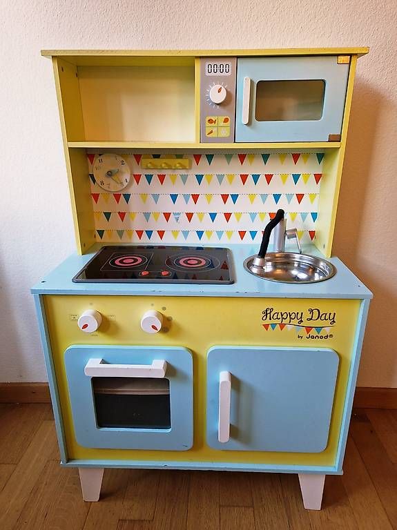 Spielküche mit viel Zubehör (Geschirr, Gemüse, Obst, etc.) (Gebraucht ...