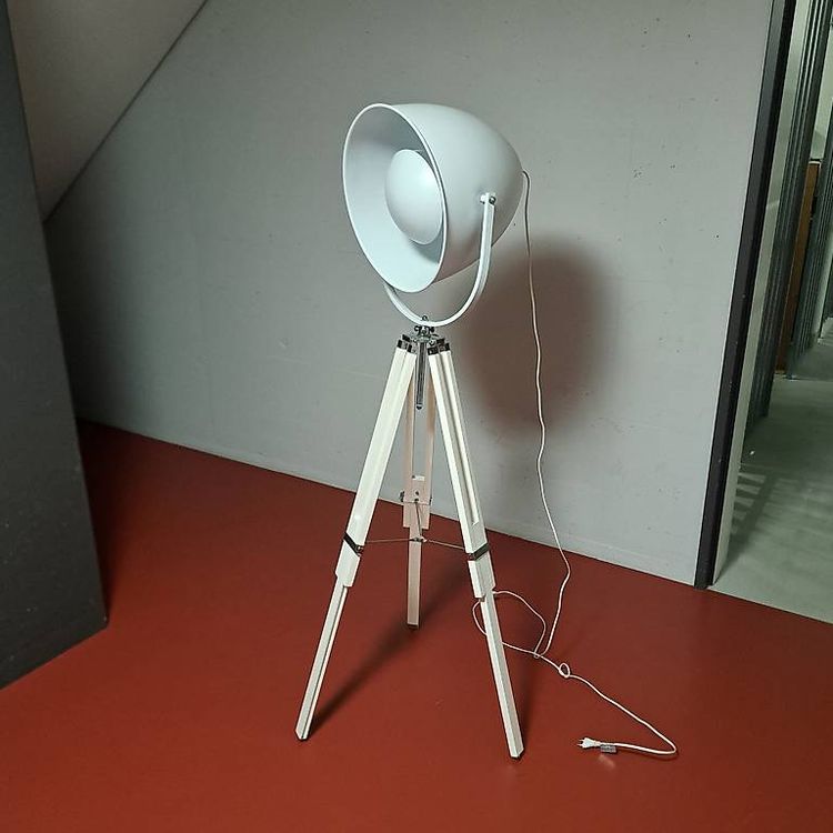 Design Stehlampe (Gebraucht) in ARBON für CHF 65 – nur Abholung auf Ricardo kaufen