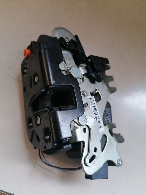 Mercedes-Benz A6397300435 Schiebetürschloss (Gebraucht) in Adligenswil ...