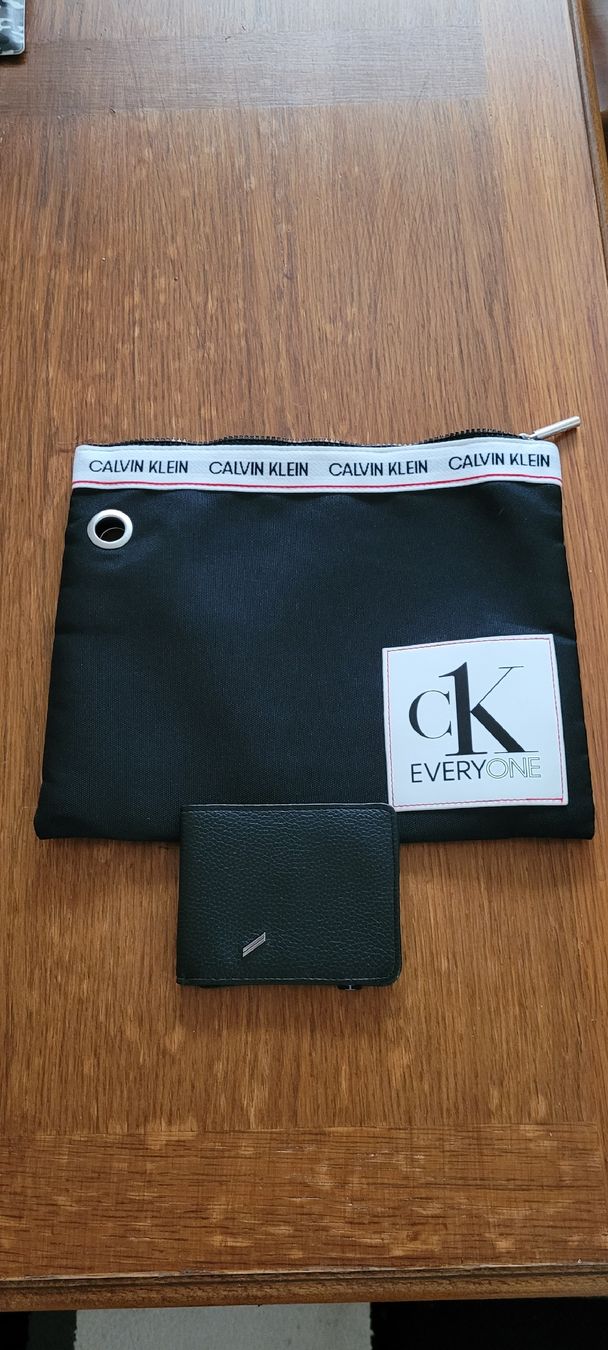 Portefeuille Daniel Hechter+pochette Calvin Klein-Neuf (Neuf (Voir ...