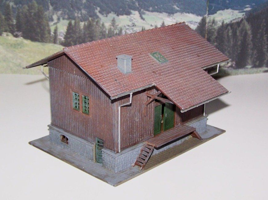 POLA H0 Güterhalle mit Rampen, super Fertigmodell, veraltert (Neu ...