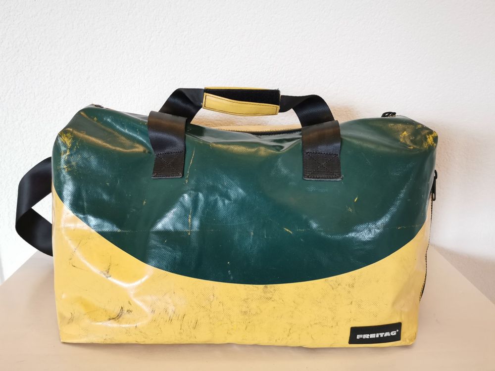 FREITAG CLARK F46 (Gebraucht) in Flüelen für CHF 90 – mit Lieferung auf ...