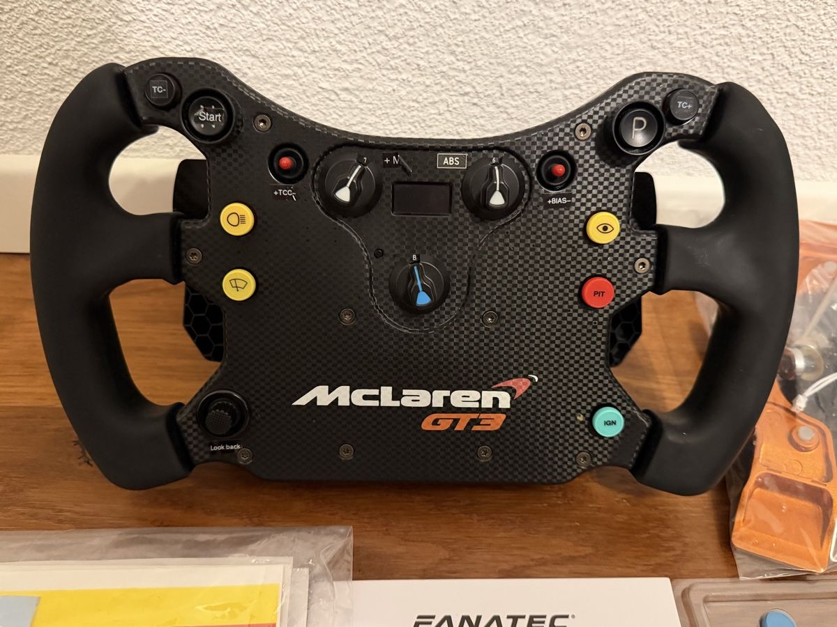 FANATEC MCLAREN GT3 V2 WHEEL (Gebraucht) in Bellach für CHF 279 – mit ...