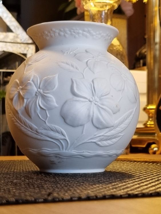 Kaiser Vase M. Frey 0353 – Bisquitporzellan – signiert (Gebraucht) in ...