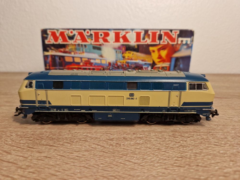 Märklin 3074 Diesellok BR 216 DB H0 (Gebraucht) in St-Aubin-Sauges für ...
