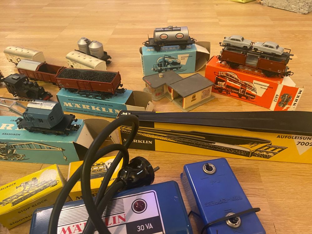 Märklin Modelleisenbahn Schienen Wagen Lokomotiven H0 (Gebraucht) in Allschwil für CHF 79 – mit ...