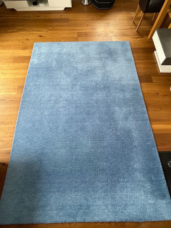 Schöner blauer Teppich aus 100% Wolle 200 x 300 | Kaufen auf Ricardo