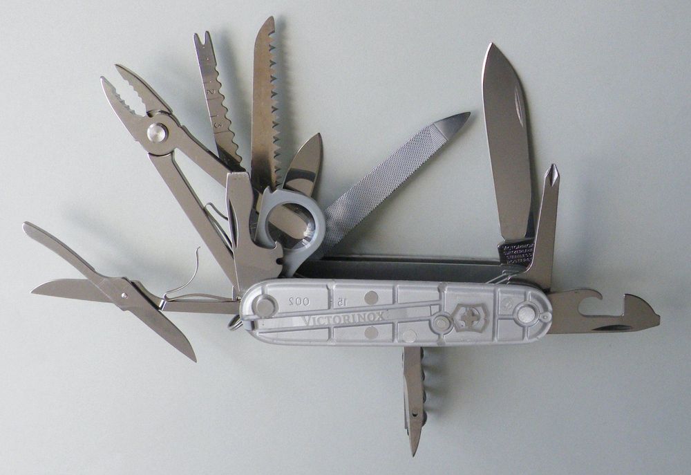 Victorinox SWISS CHAMP Silvertech Messer | Kaufen auf Ricardo