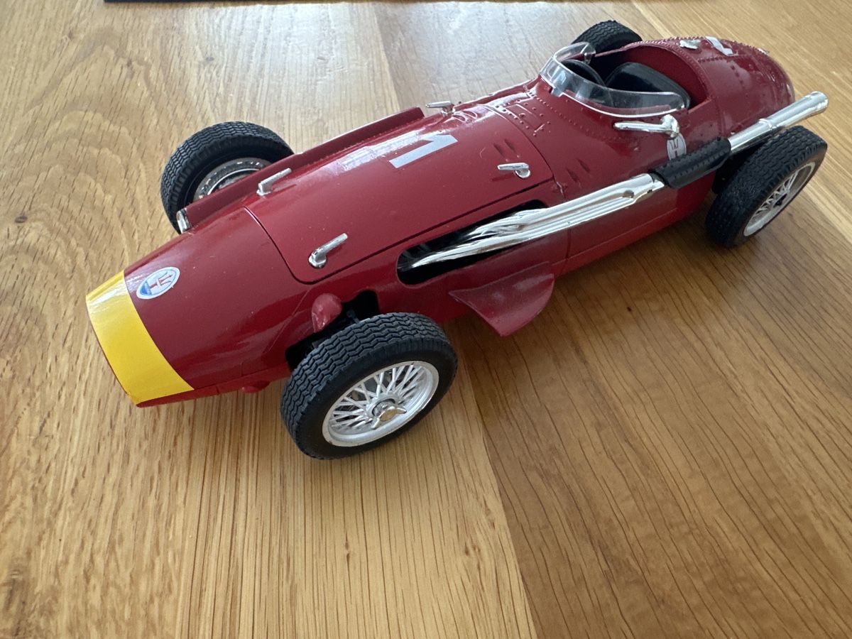 Polistil 1:16 Maserati 250 E guter Zustand ab 19.- (Gebraucht) in Sennwald für CHF 19 – mit ...