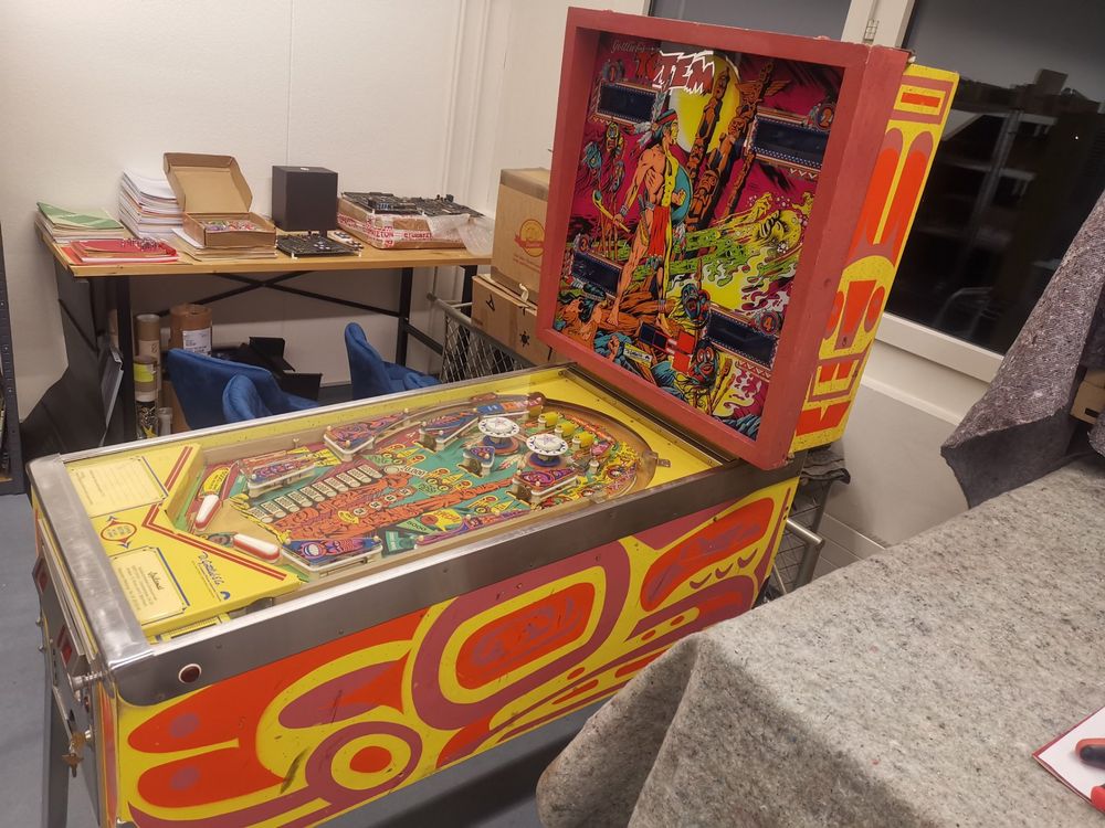 Totem Flipper Pinball Gottlieb System 1 solid state 1979 (Gebraucht) in ...