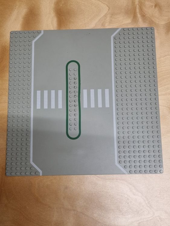 LEGO 309px2 Light Gray Baseplate, Road 32x32 aus Set 6399 | Kaufen auf ...