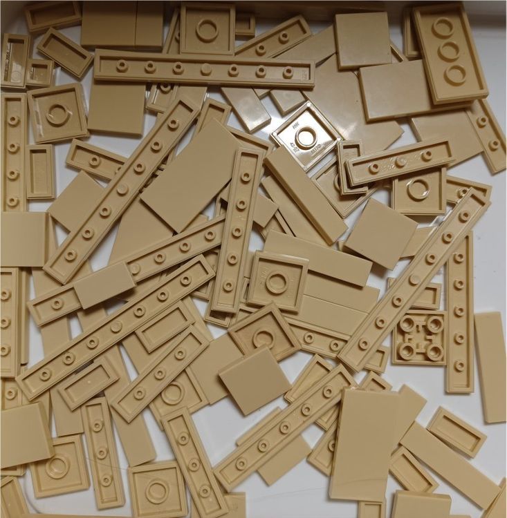 Lego 100 Beige flache Stücke -D77 | Kaufen auf Ricardo