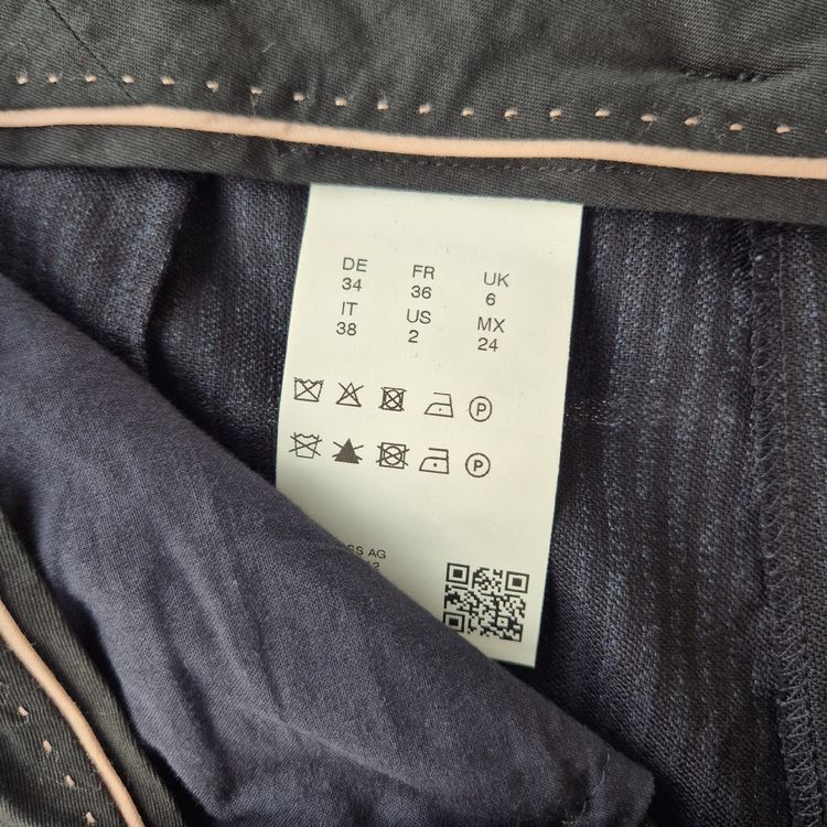 Klassische Wollhose Boss 34 dunkel-blau schmale Form (Neu (gemäss ...