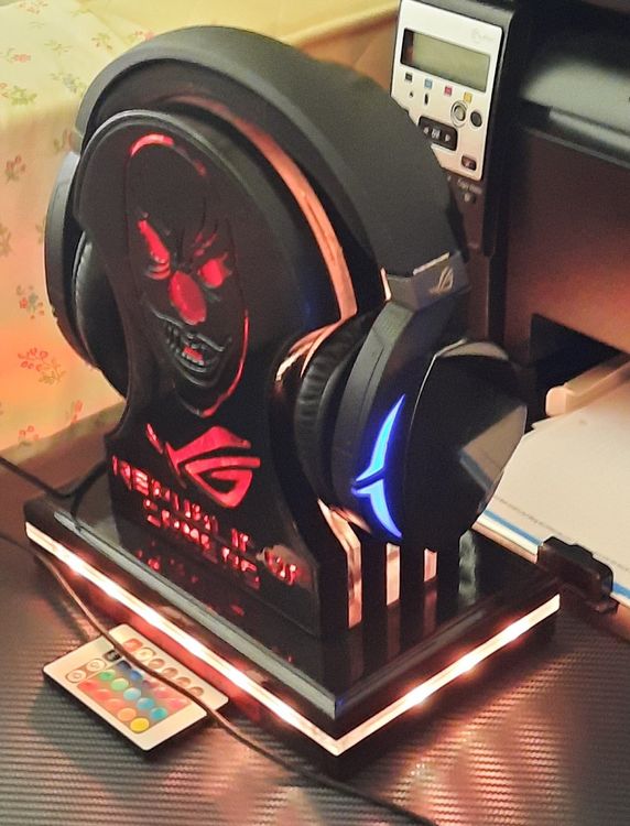 Asus Rog Strix Fusion 700 Und Gaming Kopfhörer Halterung Kaufen Auf Ricardo