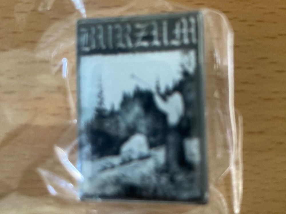 Burzum Pin Anstecker Punk Metal Rock Band (Nuovo (secondo la ...