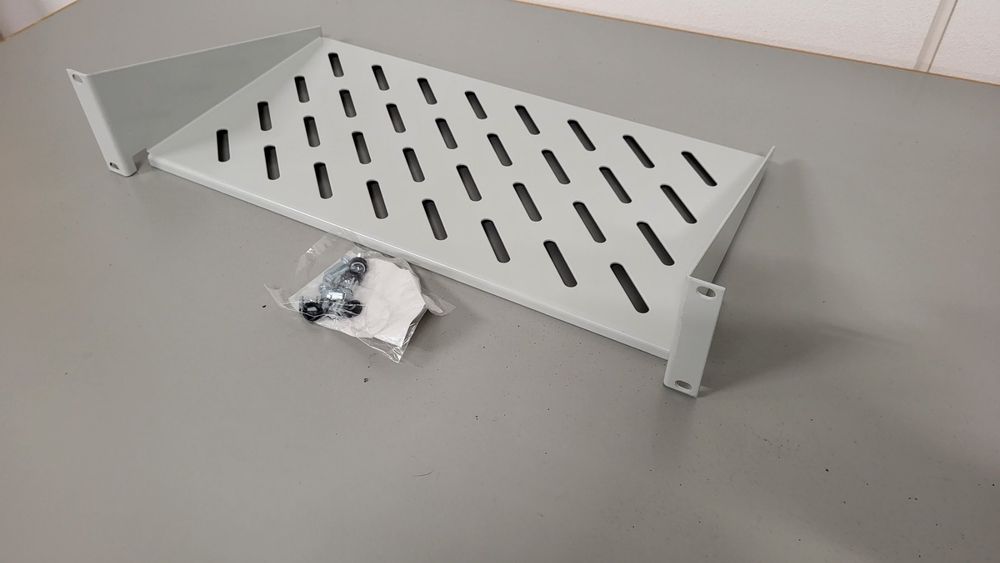 Rack Tablar 19" Flachboden | Kaufen auf Ricardo