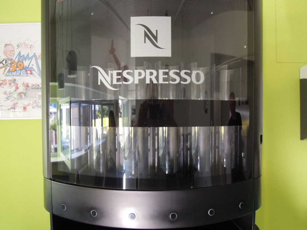 Nespresso Gemini CS203 inkl. Capsule Dispenser | Kaufen auf Ricardo