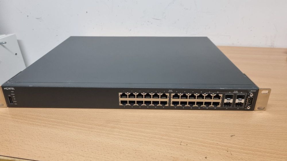 Nortel 4524GT Ethernet Routing Switch (Gebraucht) in für CHF 10 – mit ...