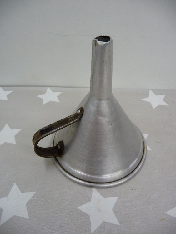 alter Alu Trichter | Kaufen auf Ricardo