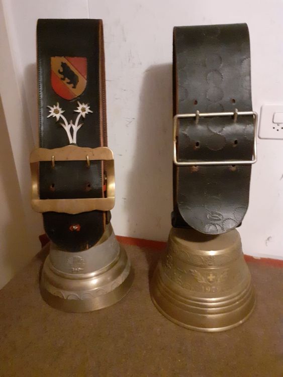 2x Glocken (Gebraucht) in Rengg für CHF 280 – mit Lieferung auf Ricardo ...