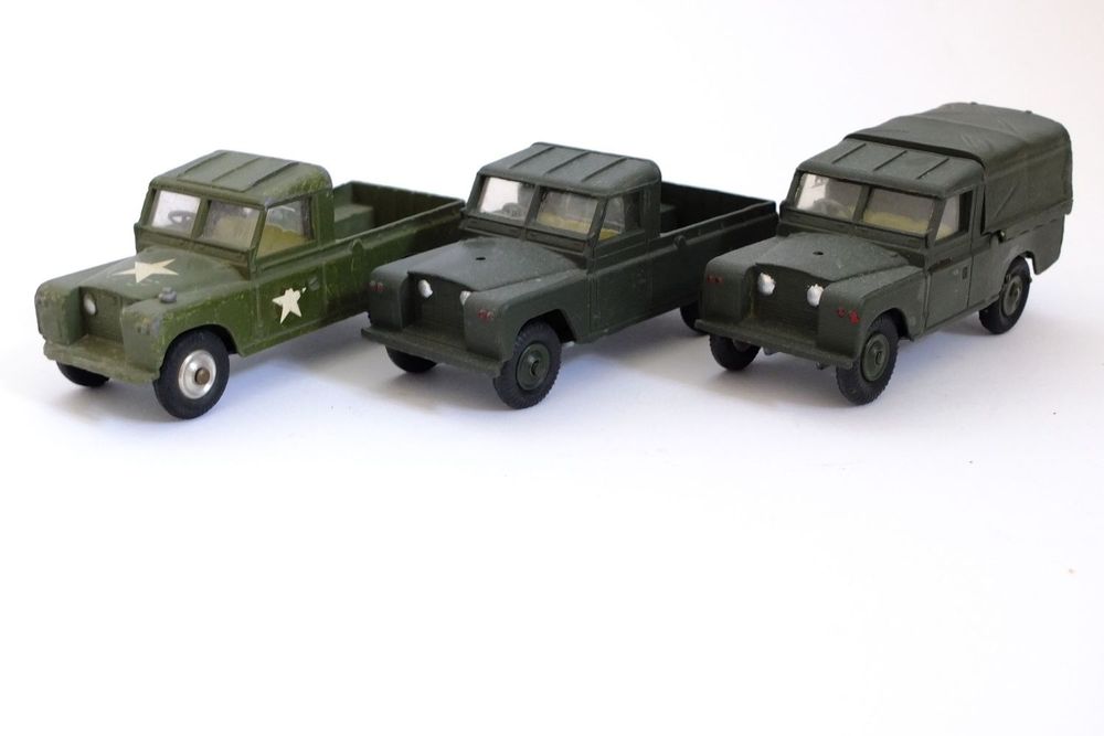 3x CORGI Land Rover Army (Gebraucht) in Aeugst am Albis für CHF 21.1 ...
