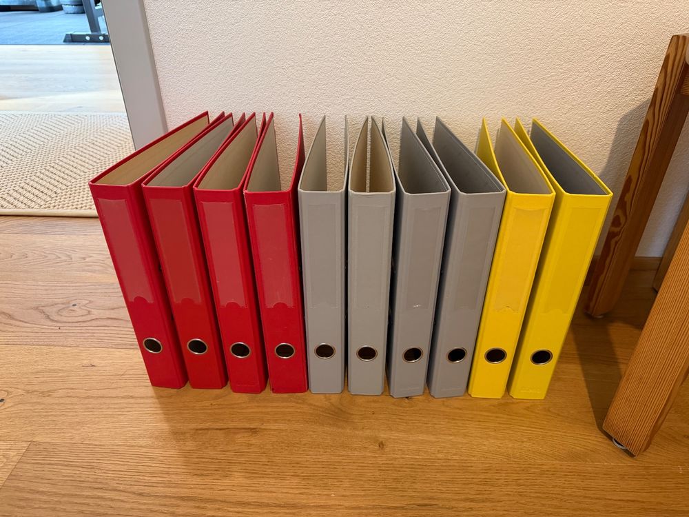 Lot de 10 classeurs – occasion, super bon état (D'occasion) à Bulle ...