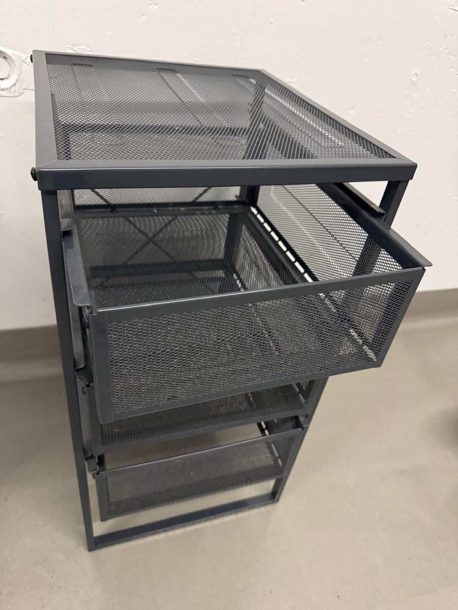 Metal Mesh 3-Drawer Rolling Cart - Great Storage! (Gebraucht) in Zürich ...