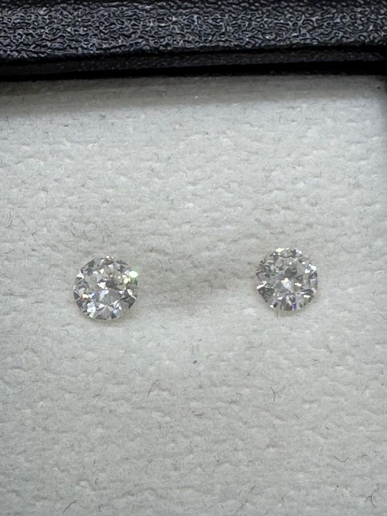 Paire de Diamants Naturels 0,72 ct + Certificat GGTL (GIA) (D'occasion) à Jussy pour CHF 406 ...
