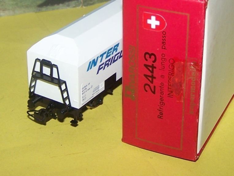 Rivarossi H0 2443 Interfrigo Kühlwagen, HB Chiasso, DC, neu (Neu und ...