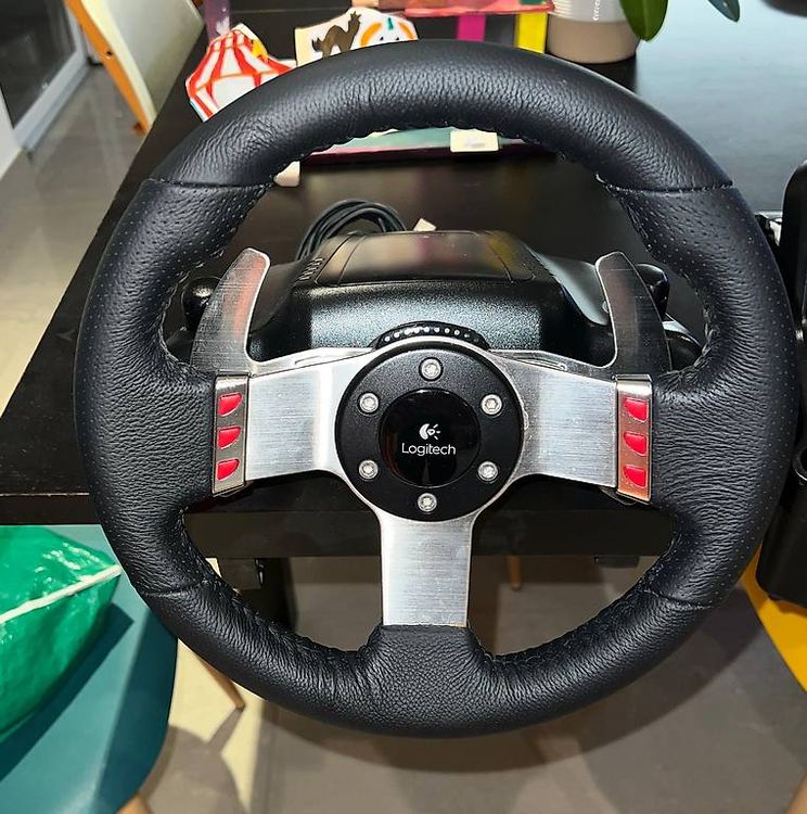 Logitech G27 Racing Wheel+Pedali+Cambio (Usato) a Davesco-Soragno per ...