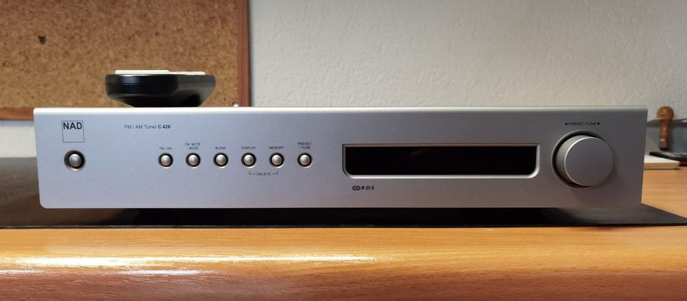 NAD C426 FM/AM Tuner (Gebraucht) in Horw für CHF 155 – nur Abholung auf ...