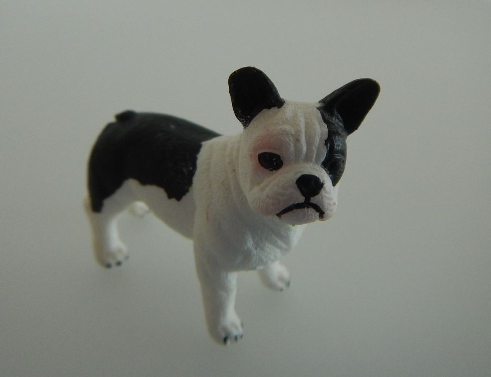 Neuwertiger Schleich Bulldogge | Kaufen auf Ricardo