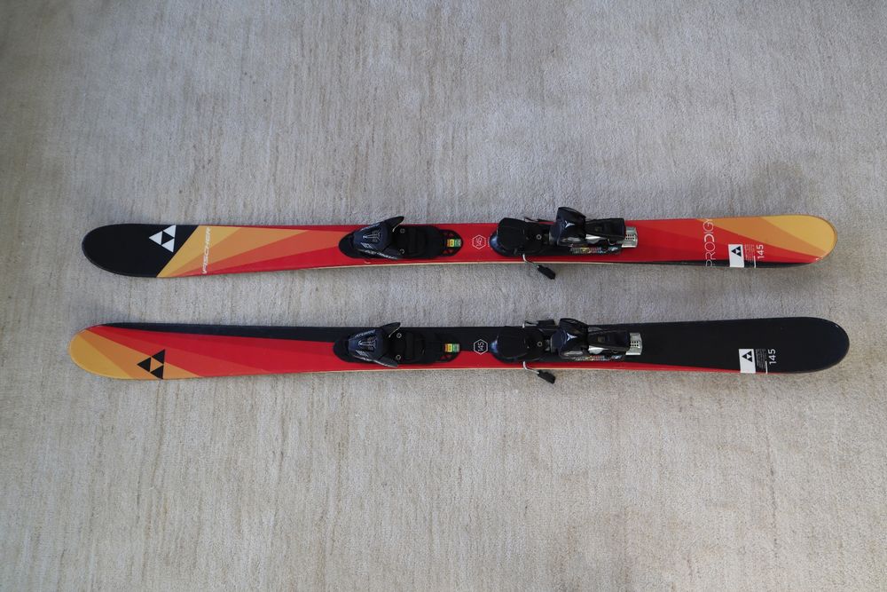 Fischer Prodigy Junior Ski (Gr. 145cm) (D'occasion) à pour CHF 70 ...