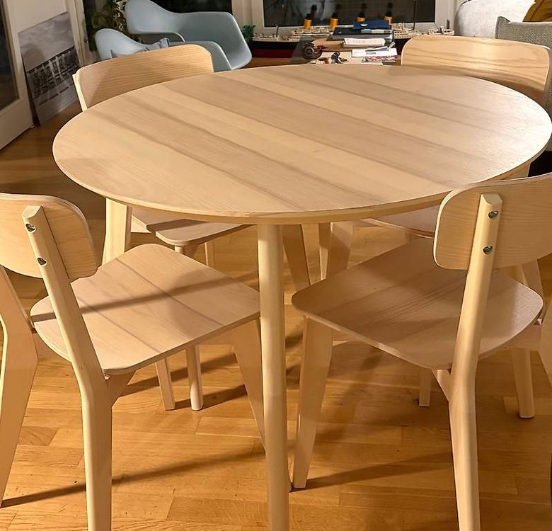 IKEA LISABO Tisch + 4 Stühle // Table + 4 chaises (Gebraucht) in Basel ...
