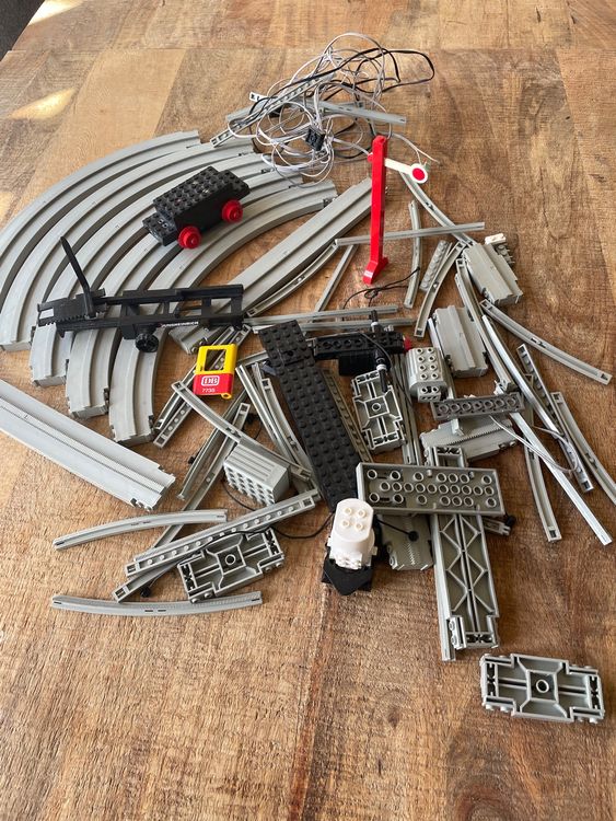 LEGO Eisenbahn Schienen Sammlung mit Kurven Weichen | Kaufen auf Ricardo