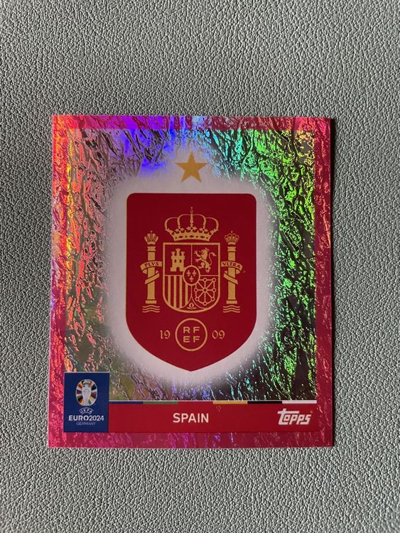 Topps Euro 2024 Spanien Wappen Logo Pink ESP 01 (Gebraucht) in Wädenswil für CHF 6 – mit ...