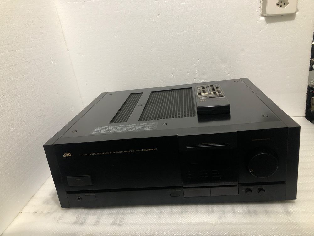 Legendary JVC AX-Z911 Digital Reference Amplfier | Kaufen auf Ricardo